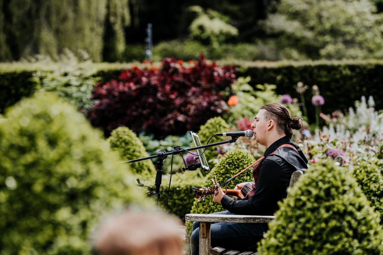Manchester Musician Marc Gallagher Kicking Winter off with a Bright ...