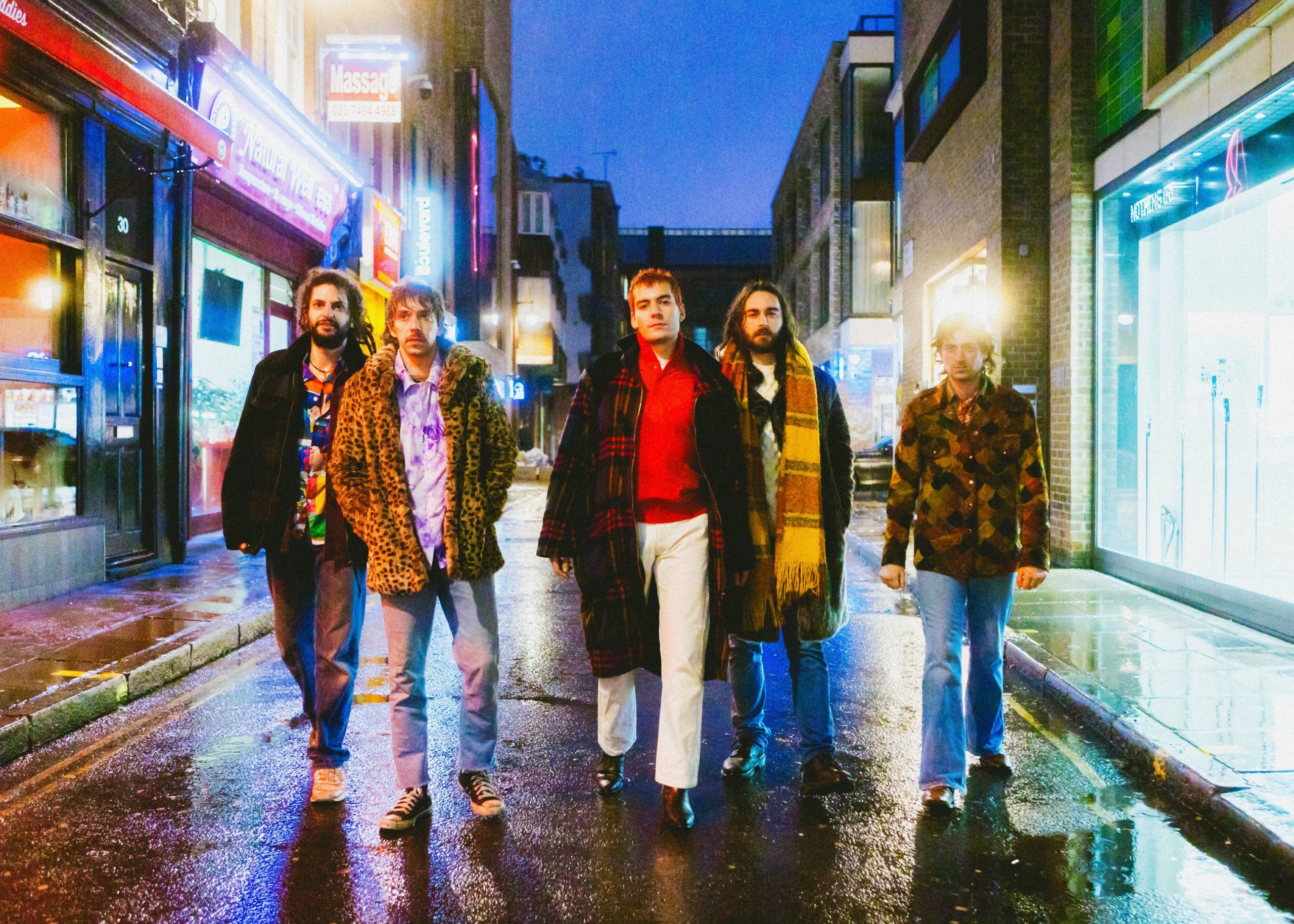 THE GULPS ARE BACK WITH NEW SINGLE: “MIRROR MIRROR” - Urbanista Magazine