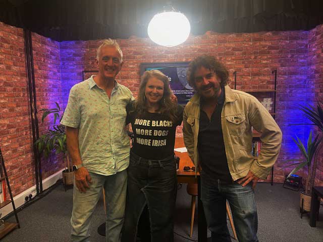 Misadventures in Music: Hanging Out with Zoe Howe – Biographer and Rock ...